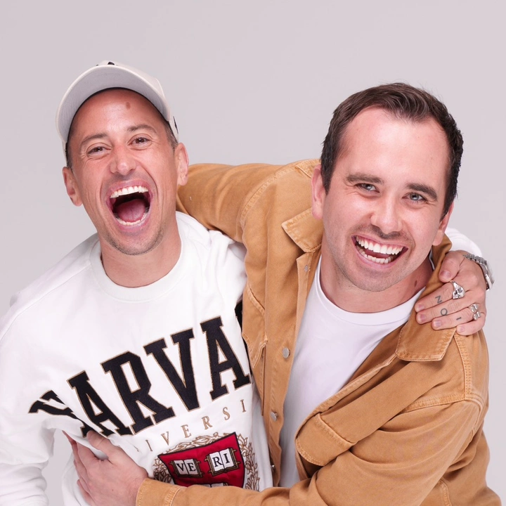 Luke And Sassy Scott Lukeandsassyscott Tiktok 分析プロフィール、動画、ハッシュタグ Exolyt