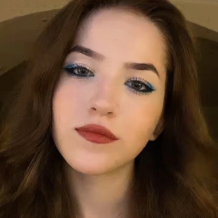 Dasha from Russia - @krlv_daria TikTok Analytics | Profile, videos ...