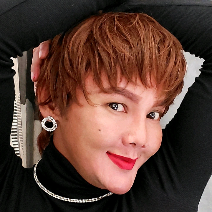 Magdalena Fox - @magdalenafox5 TikTok Analytics | Profile, videos ...