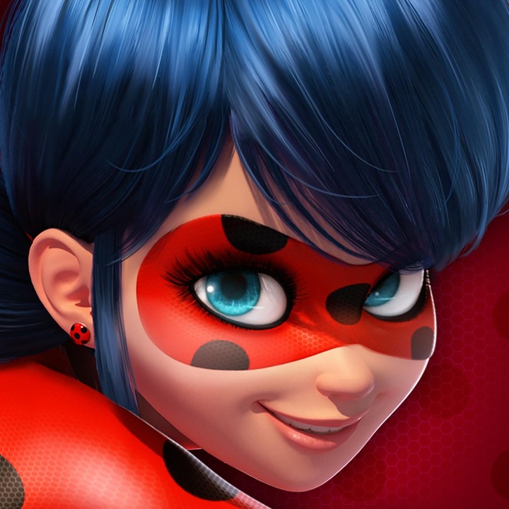 Wait, is it Adrien's wax statue? 😄😅💘 #Miraculous #miraculousladybug # ...