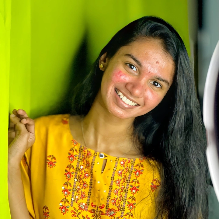 𝓢𝓱𝓸𝓫𝓪𝓷𝓪 𝓡𝓪𝓿𝓲 - @__shobana01 TikTok Analytics | Profile, videos ...