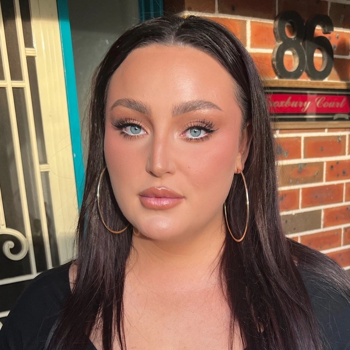 Ashlee Day - @ashleedaymuaTikTok Аналитика | Профиль, видео, хэштеги ...