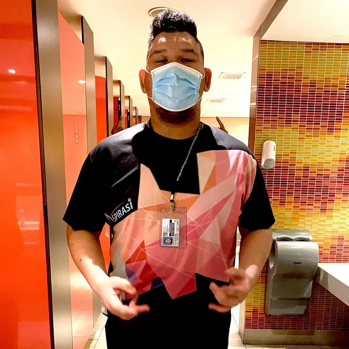 KR_AZMAN- @kr_azman TikTok 分析|プロフィール、動画、ハッシュタグ | Exolyt